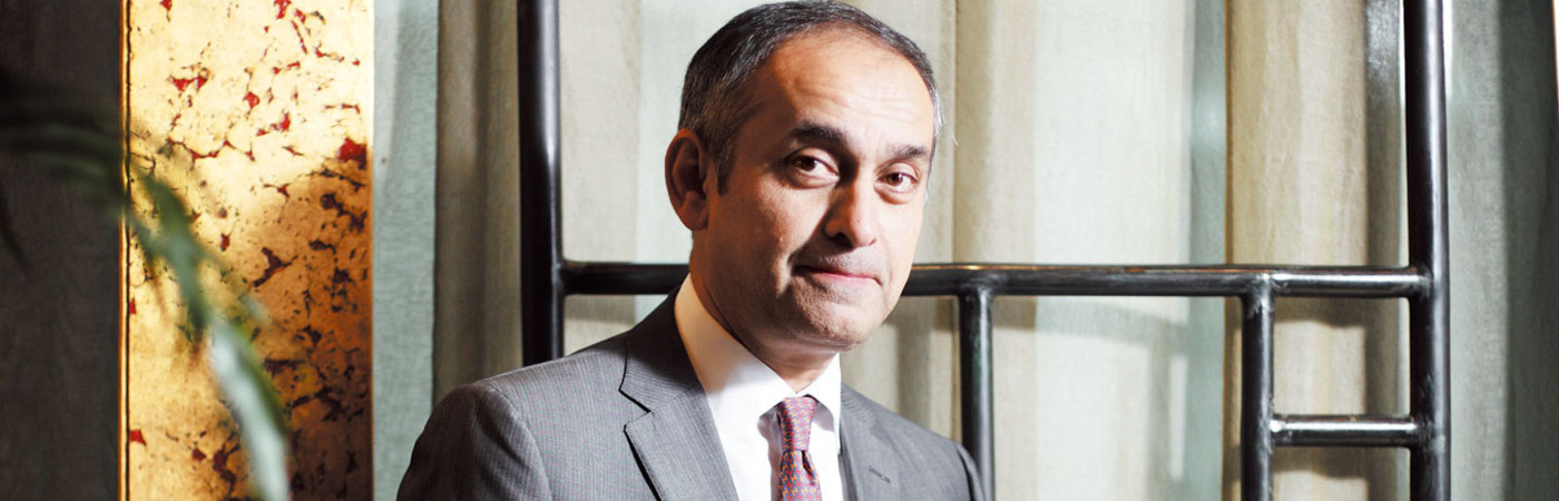 伦敦帝国理工学院外科系主任：英国如何医改 | 第一财经杂志